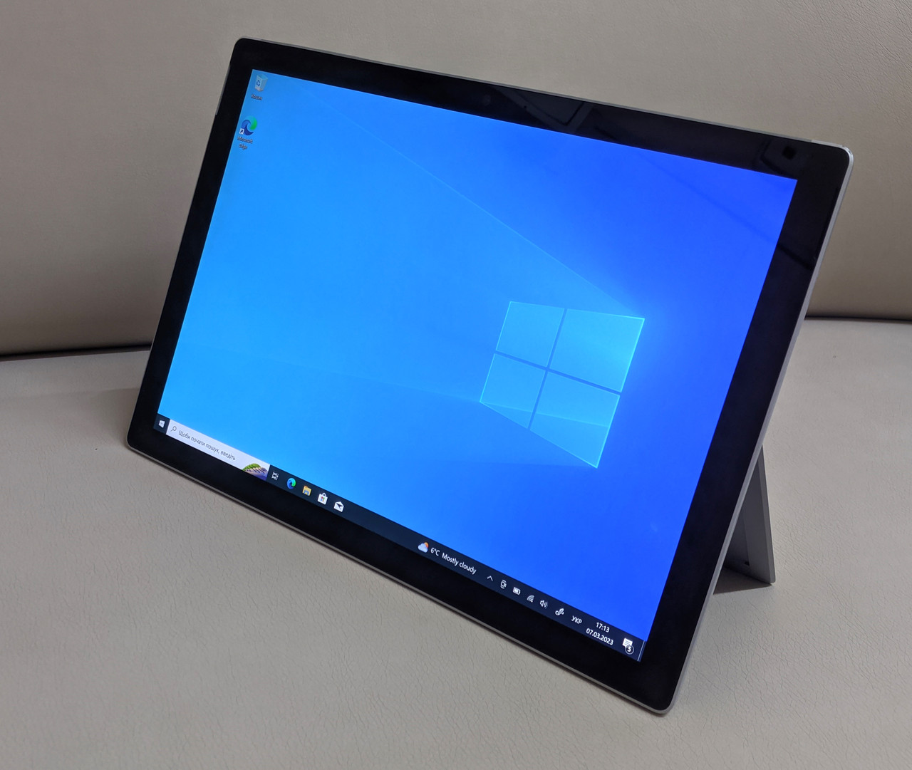 Купити Планшет Microsoft Surface Pro 4 1796 (12,5" / Core i5-7300U/ 8GB ...