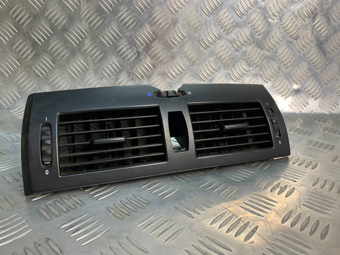 Б/У Дефлектор центральный воздуховод BMW X3 E83 64223417431, цена: 2310 ...