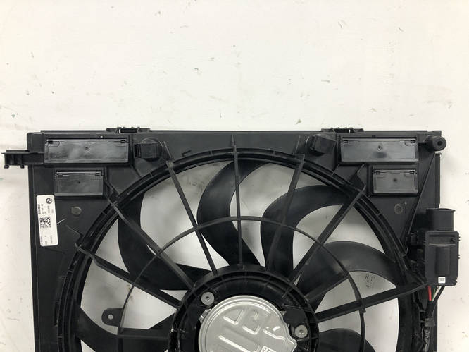 Купить Дифузор вентелятор у зборі (дефект) BMW X3 G01 17428487636 2021 ...