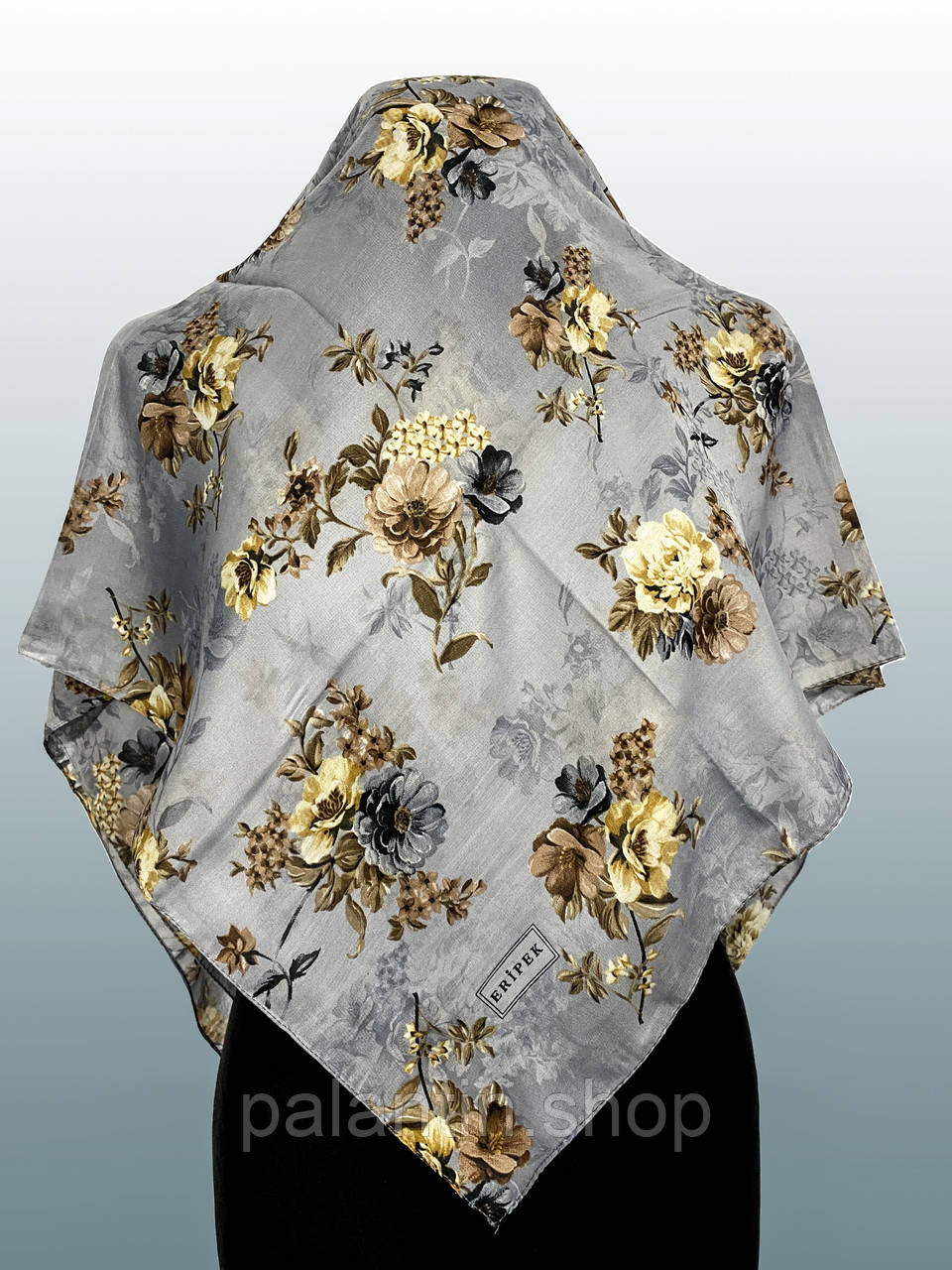 Купити Хустка на голову 100 на 100 см з бавовни та віскози сірого кольору із золотистими та