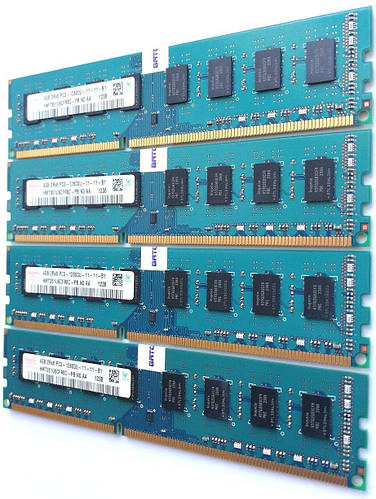 Купити Комплект оперативної пам'яті Hynix DDR3 16Gb (4*4Gb) 1600MHz PC3 12800U 2R8 CL11 ...