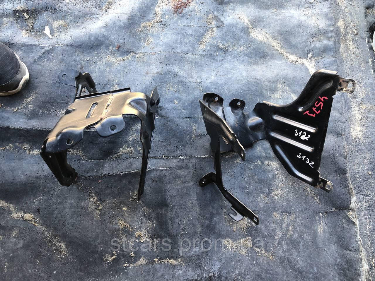 Кронштейн Блока Предохранителей Chrysler Town&Country Dodge Grand ...