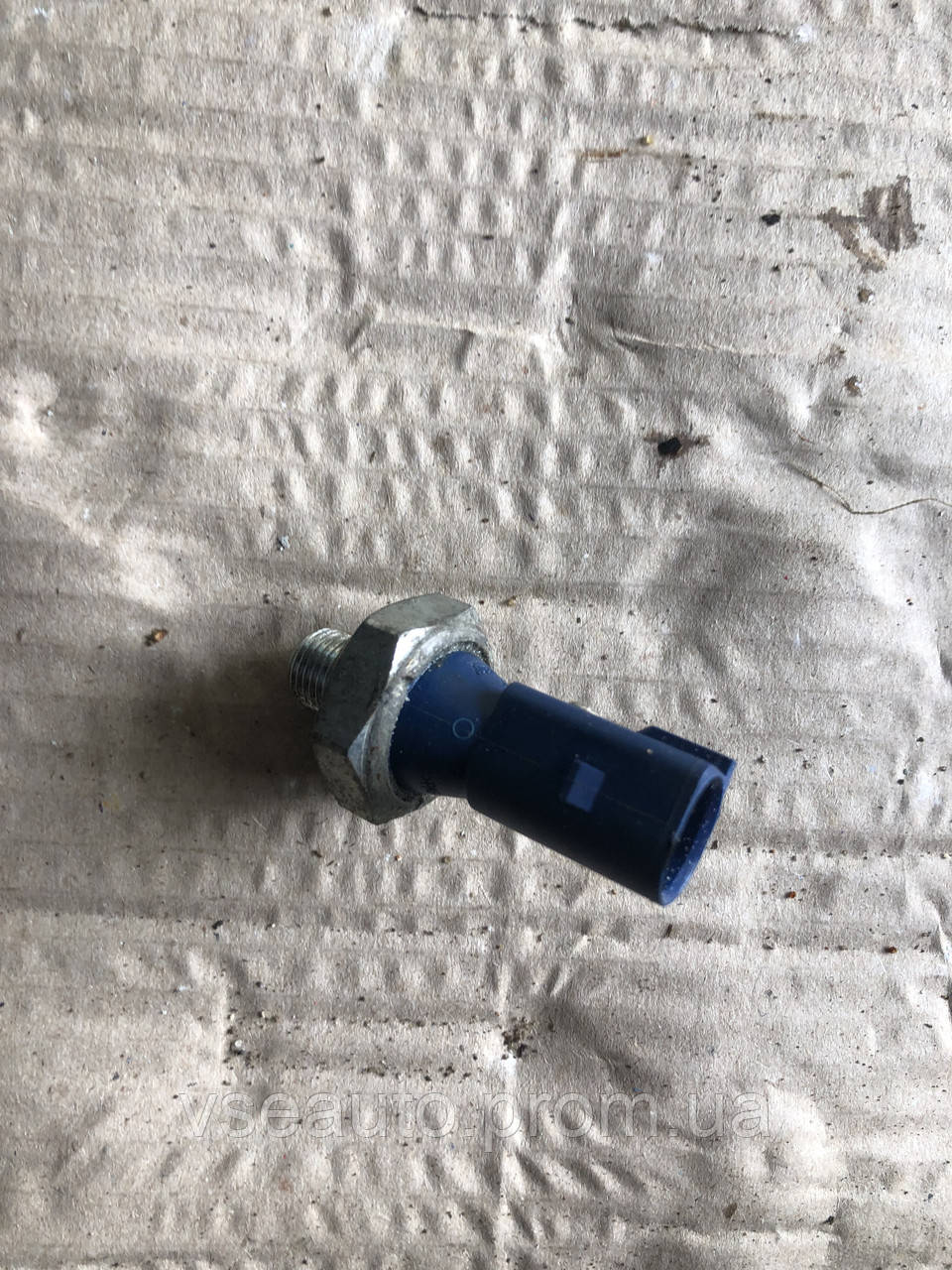 06K919081 Датчик давления масла Volkswagen Tiguan 15-20 2.0 TSI (ID ...