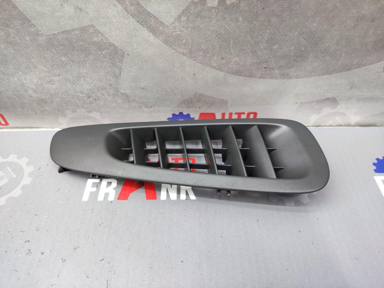 Решітка обдування лобового скла права/решітка вентиляції A6398310100 ...