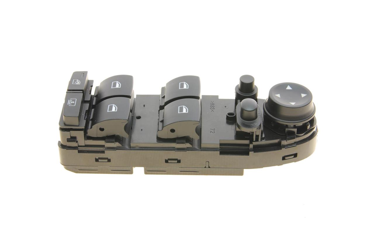 Купить Кнопка стеклоподъемника (левая) BMW 5 (E60/E61) 03-10 ...