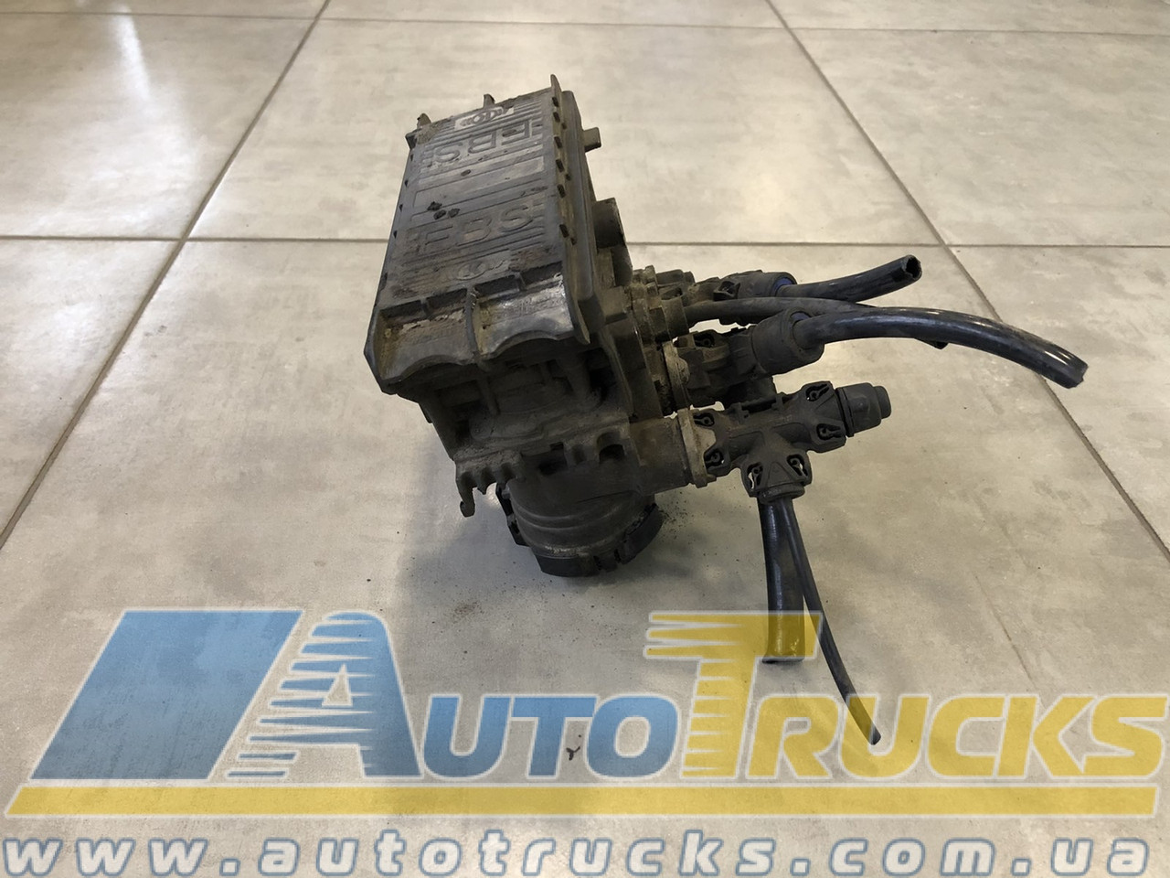 Купить Кран EBS Б/у для VOLVO FH (21114975; K029247), цена 17278.66 ...