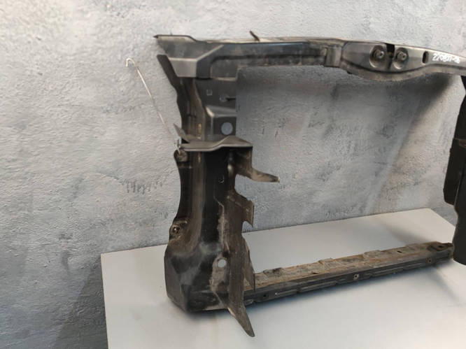 Телевизор (передняя панель) Skoda OCTAVIA A5 2004-2013 1z0805591h ...