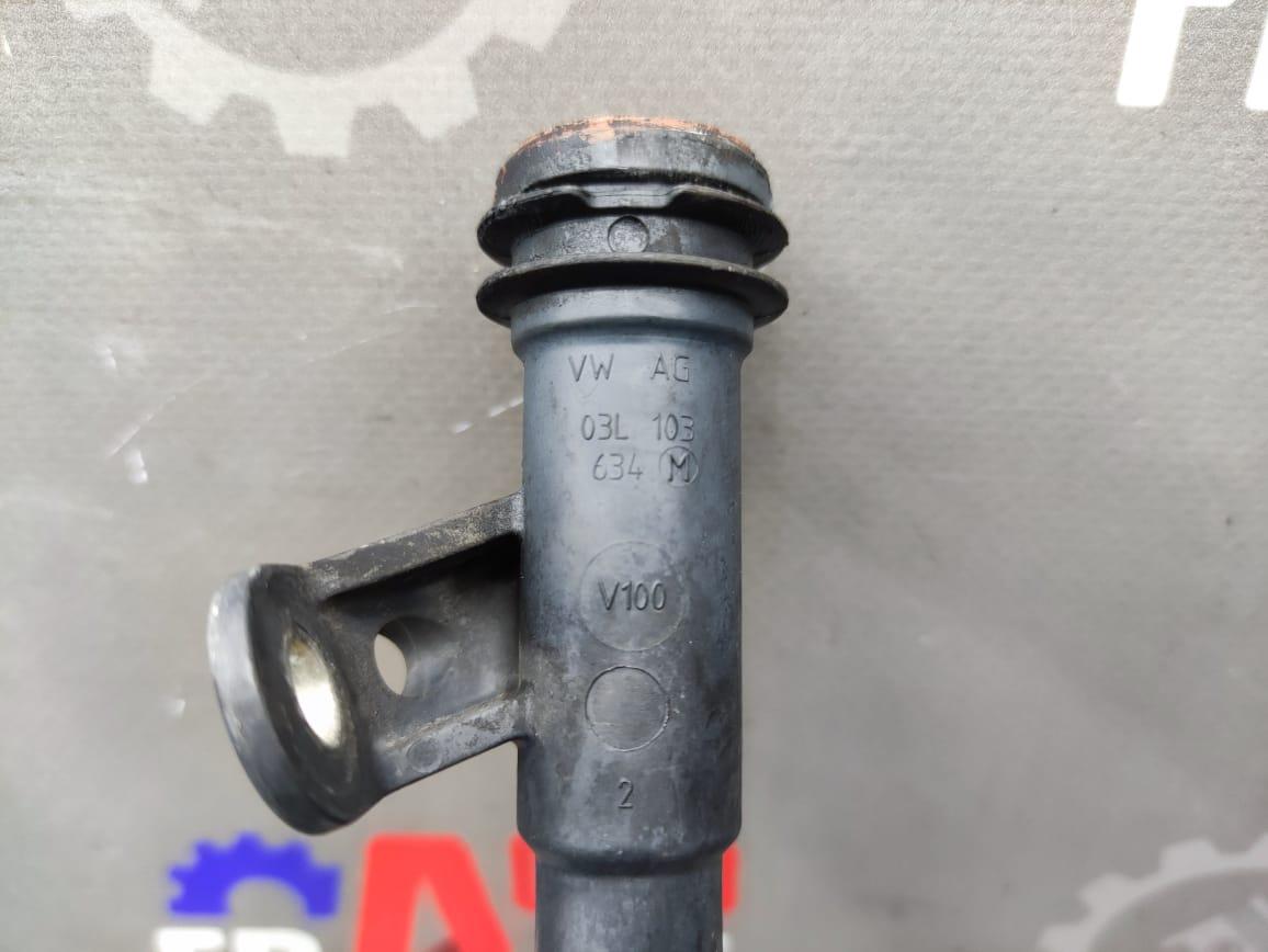 Купить Трубка щупа уровня масла 03L103634M, 2.0 TDI для Audi/ Seat ...