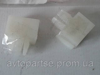 Клипса крепления фары CHEVROLET LACETTI 94530337, цена: 35 ₴, купить на ...