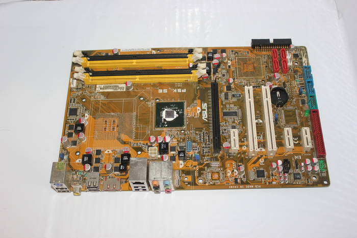 Купить Материнская плата ASUS N13219 D33005 4XDDR2 SDRAM, Intel 945G ...
