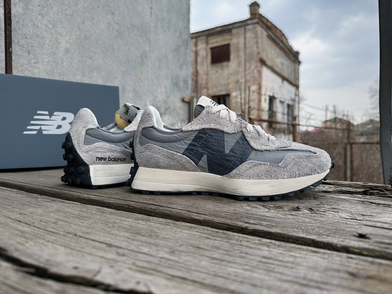 Купить Мужские кроссовки New Balance 327 U327WCA серые Оригинал, цена ...