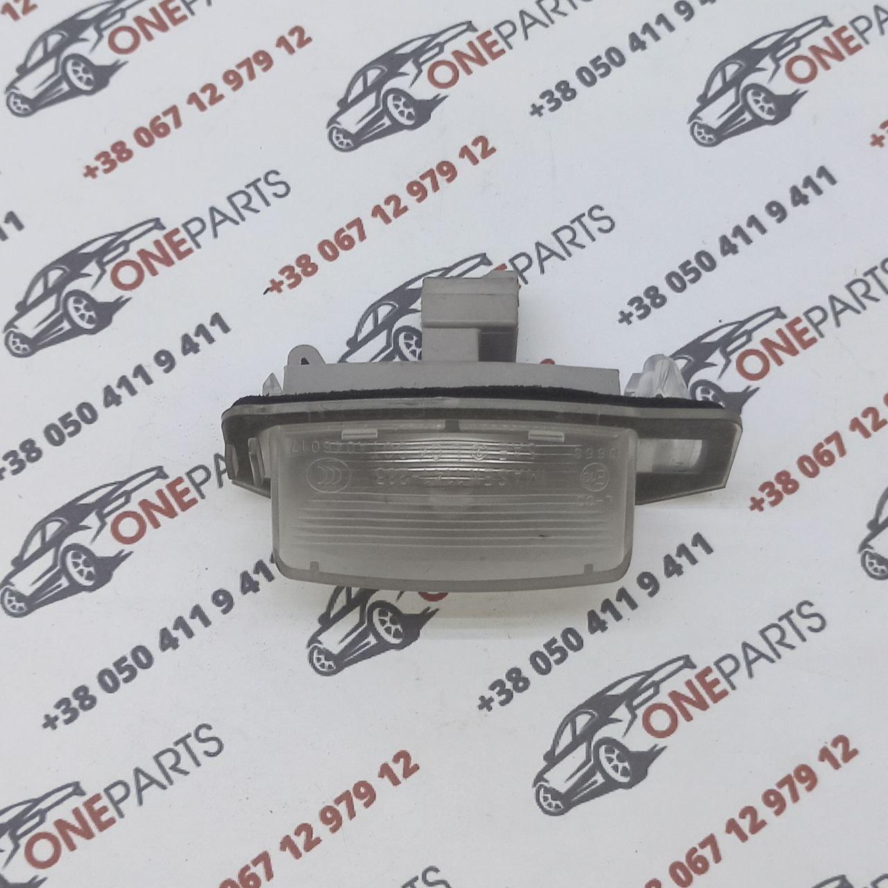 Ліхтар підсвічування номерного знаку б/в Mitsubishi Outlander 3 ...