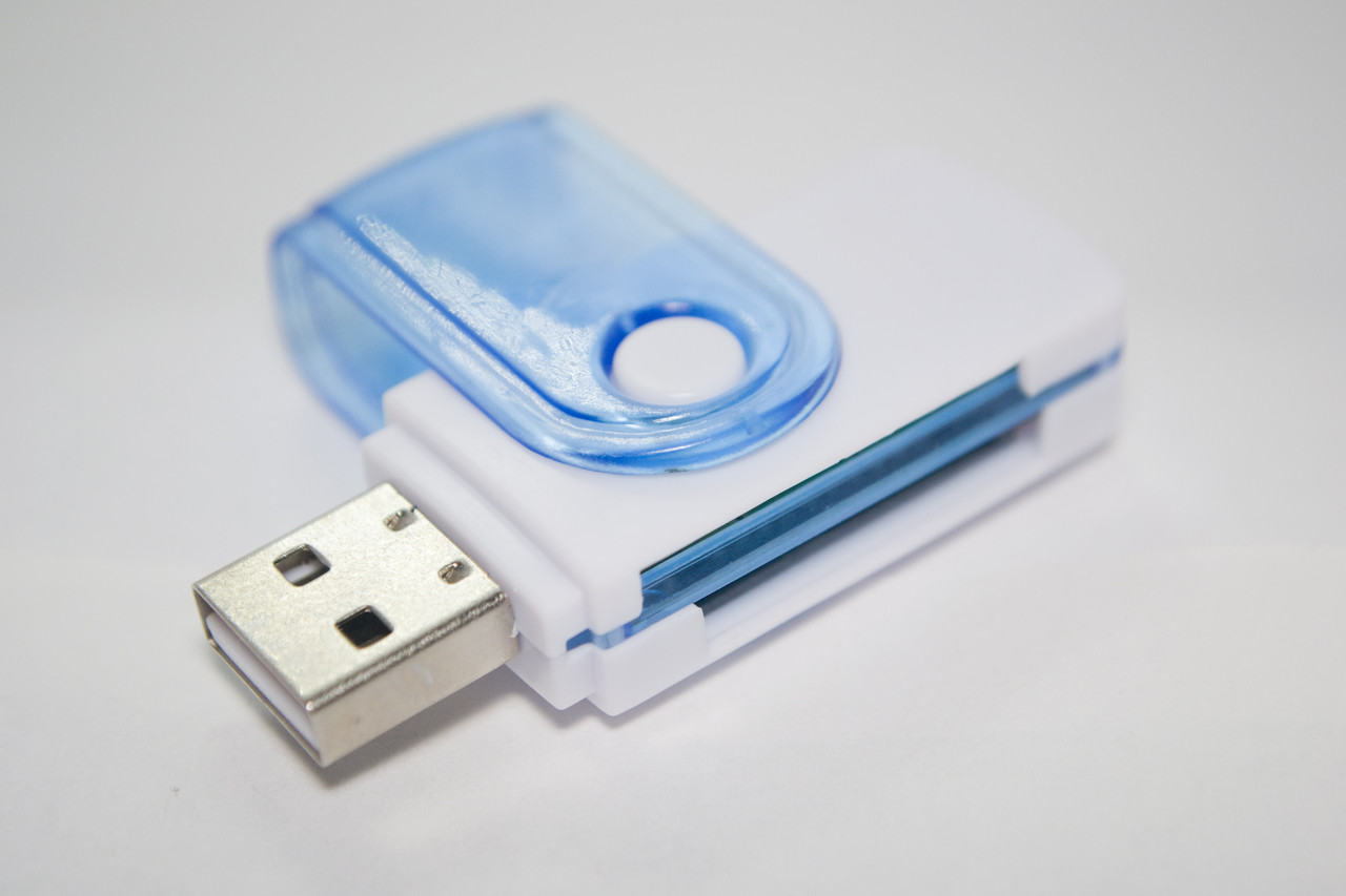 Купити Usb картрідер Card Reader для ПК 4 в 1 Sn1 Usb Hub