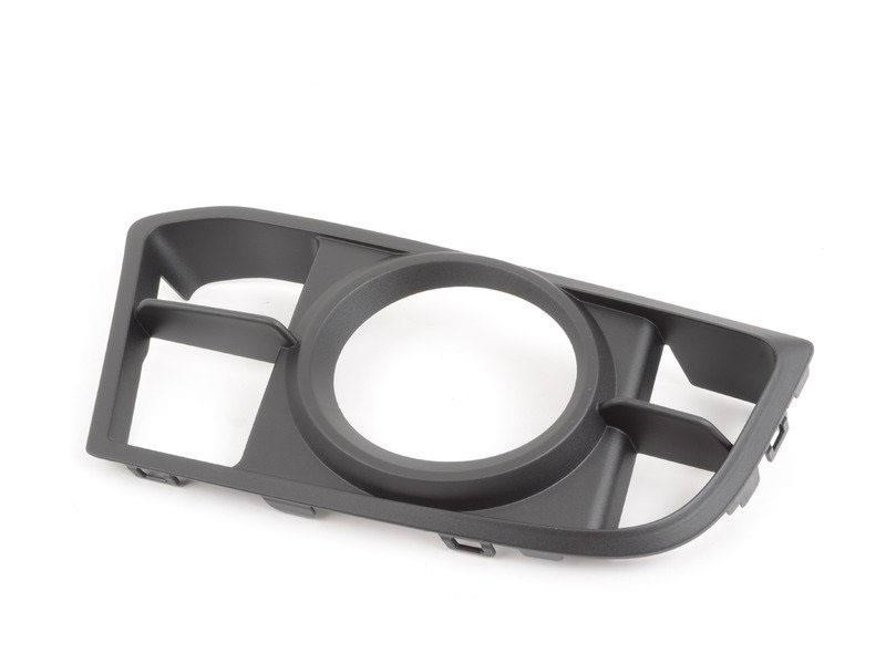 Решетка в Бампер BMW 5 (F10) 13-16 Правая с Отв. П/тум. (M-Sport) (бмв ...