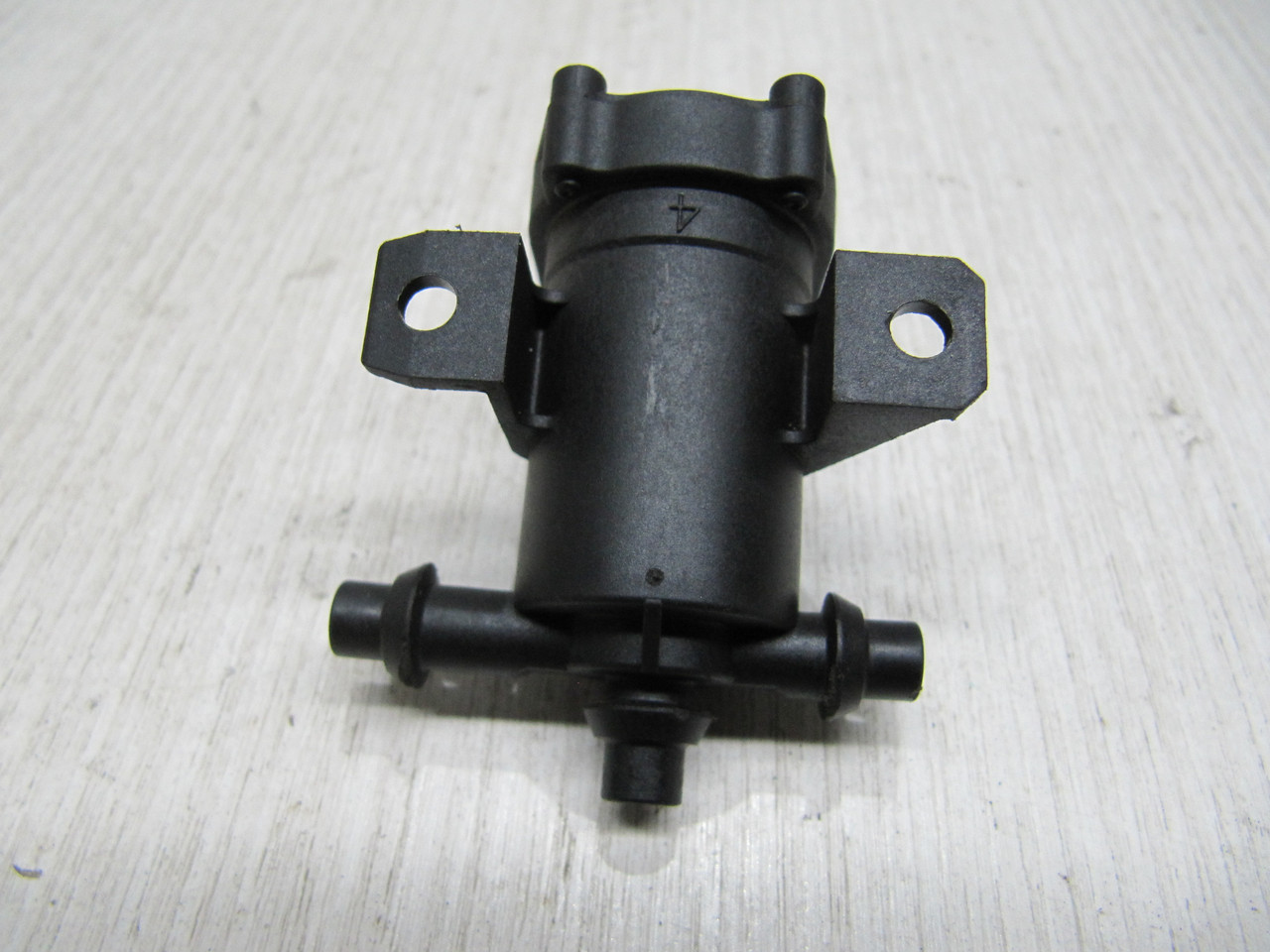 Електромагнітний клапан кран пічки Мерседес Mercedes-Benz W202 W210 ...