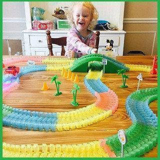 Купить Magic Tracks гнущий светящийся трек 220 деталей, Меджик трек ...