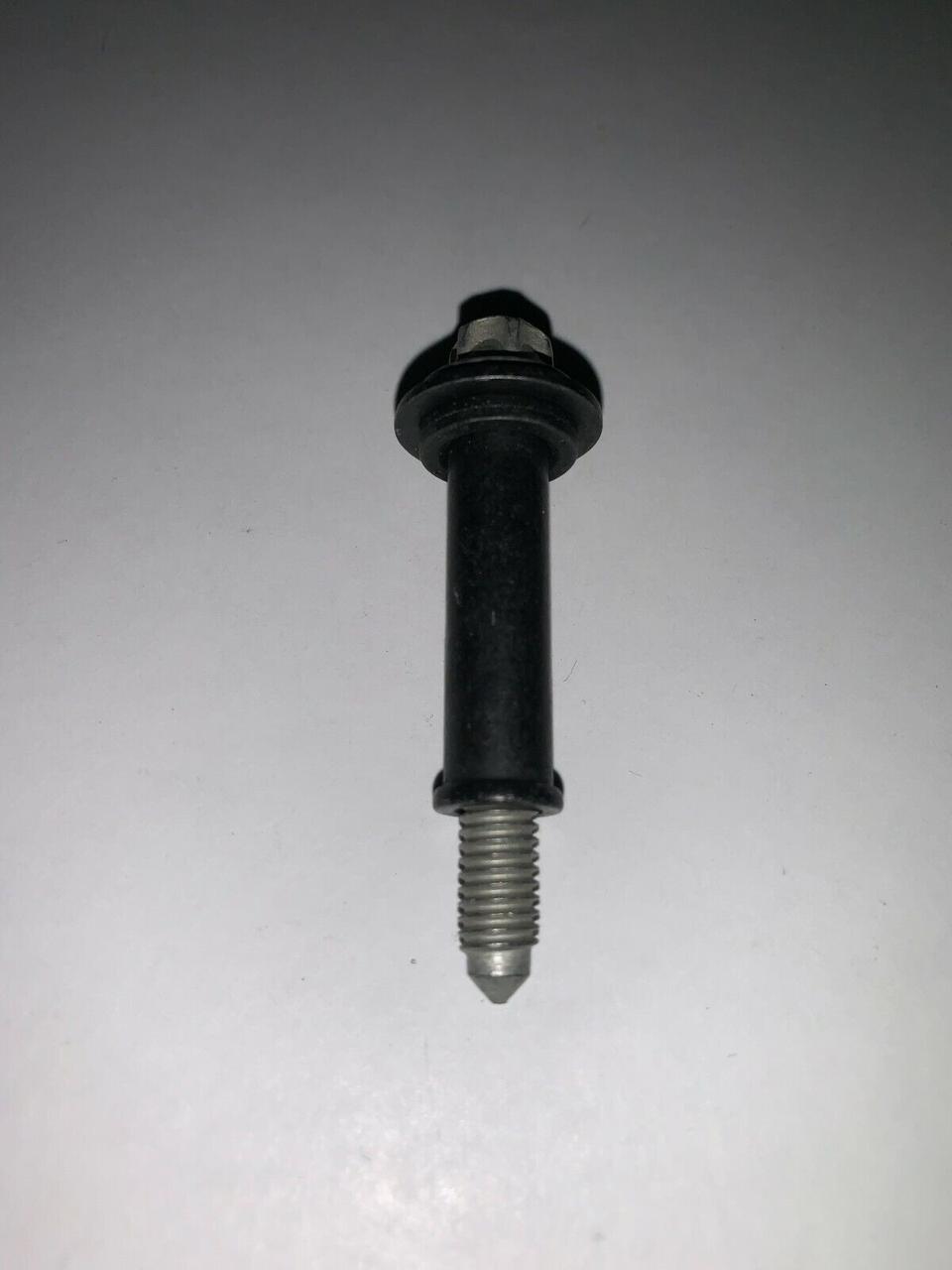 Болт кришки клапанів GM 55594256 1.4L Buick Encore & Chevrolet Cruze ...