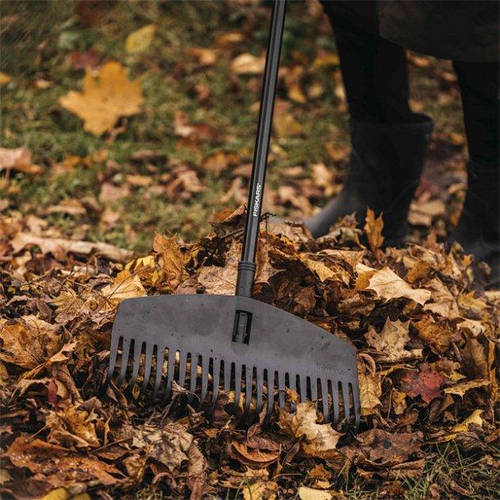 Купить Грабли для листьев Fiskars Solid M 1063090, цена 899 ₴ — Prom.ua ...