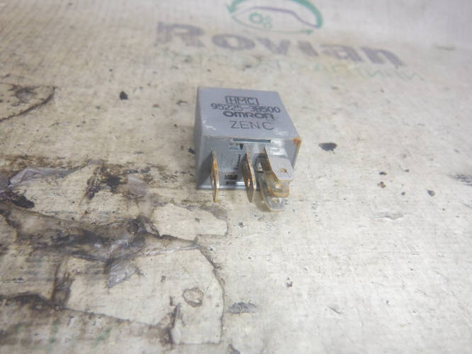 Купить Реле Hyundai TUCSON 1 2004-2010 (Хюндай Тусон), 952253B500 (БУ ...