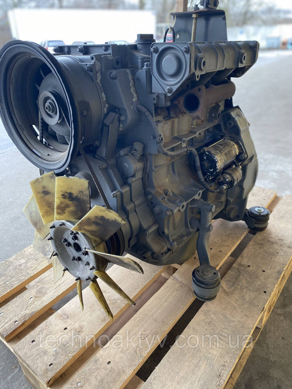 Купити Дизельний двигун DEUTZ F3L 1011F 33.8 кВт, ціна 151700 грн ...