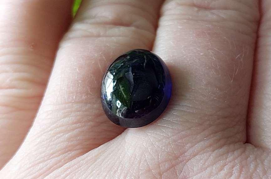 Сапфир кабошон 14.87CT 12,4x10,8x8,3 мм (ID#606371901), цена: 8330 ...