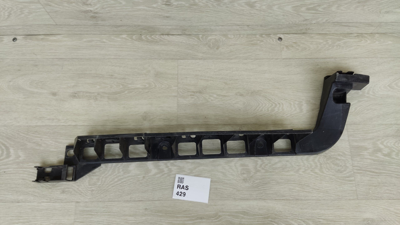 Кронштейн кріплення направляюча заднього бампера правий Skoda Octavia 3 ...