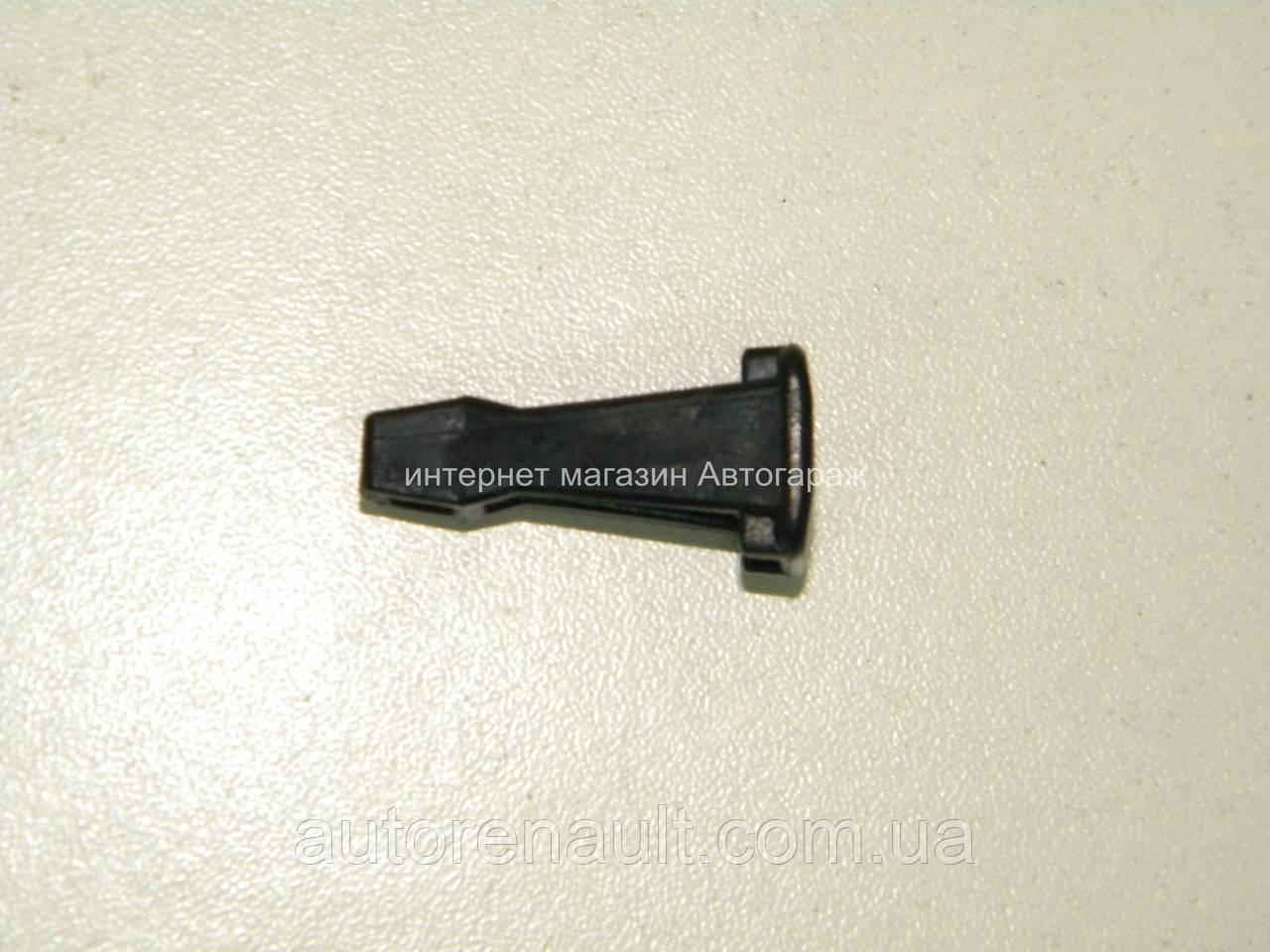 Клипса планки задней двери (верх/нижн.) на Фольксваген ЛТ 28-46 1996 ...