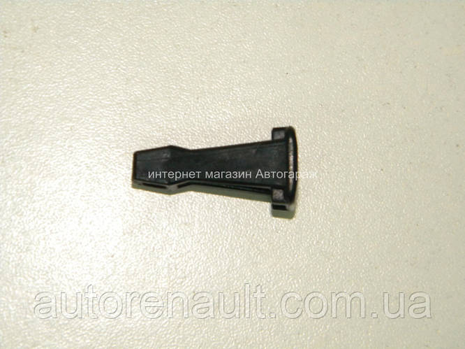 Клипса планки задней двери (верх/нижн.) на Фольксваген ЛТ 28-46 1996 ...