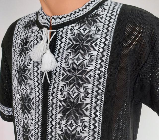 Чоловіча вишиванка чорного кольору з короткими рукавами (L,XL,2XL,3XL ...