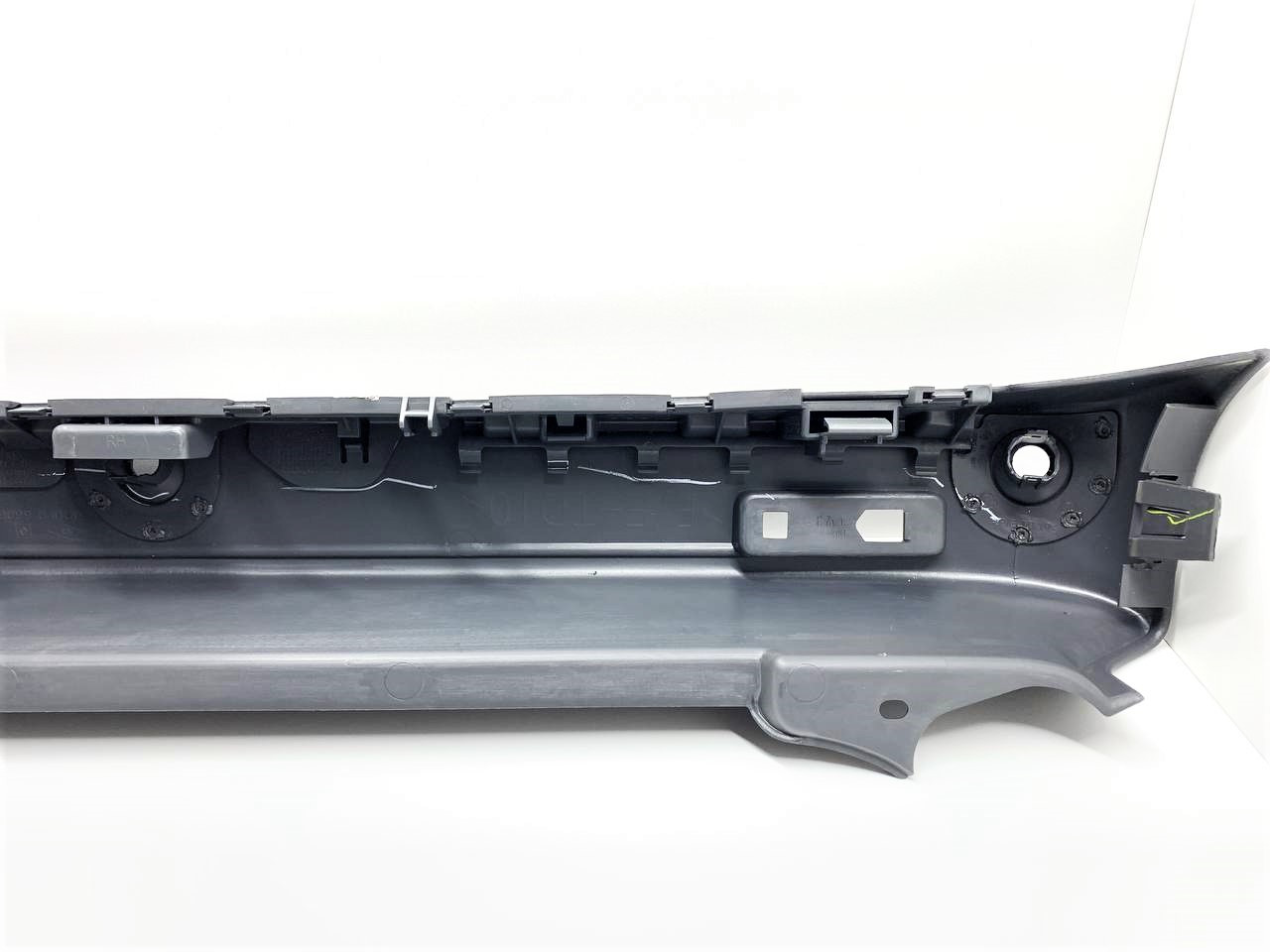 Купити Бампер задній під парктронік (Центральна частина) Renault Trafic ...