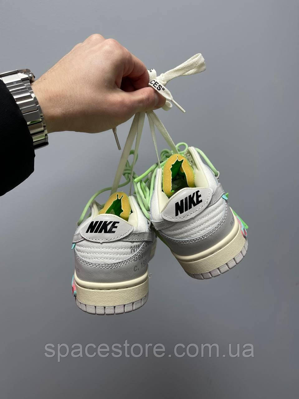 Женские кроссовки Nike SB Dunk x Off White Lot 43 серые с зелеными ...