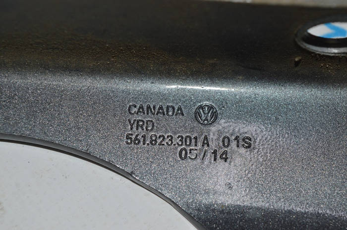 Купить Петля капота левая VW Passat b7 USA 561-823-301-A, цена 585 ...