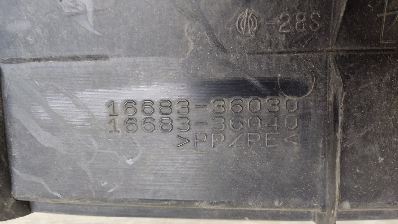 Купить Повітропровід накладка панелі радіаторів переднього бампера ...