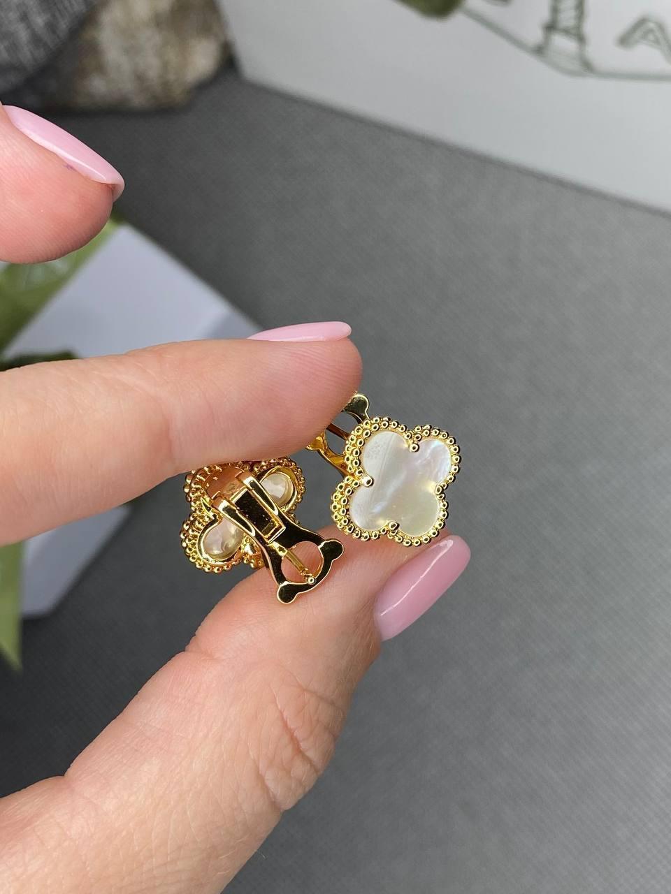 Серьги Van Cleef Ван Клиф Клевер Белый Перламутр Английский Замочек — в ...