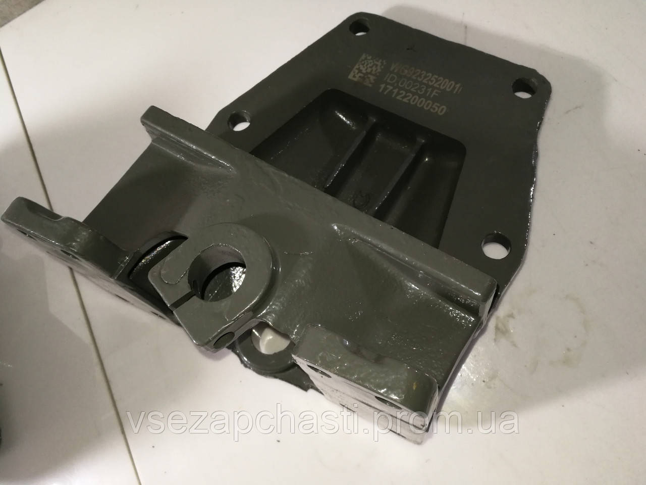 Купити Кронштейн передньої ресори, задній, лівий WG9232520010/1, ціна ...