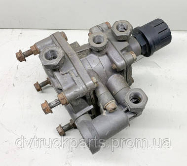 Кран управления тормозами прицепа Volvo 1607887 / Bosch 0481061209 ...