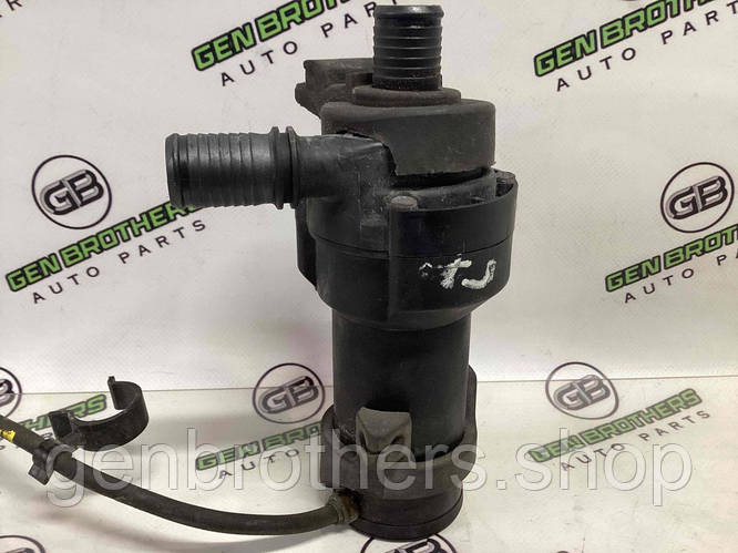 Насос водяного охлаждения C2C1314 Jaguar XJ X351 2013 (ID#1822500296 ...