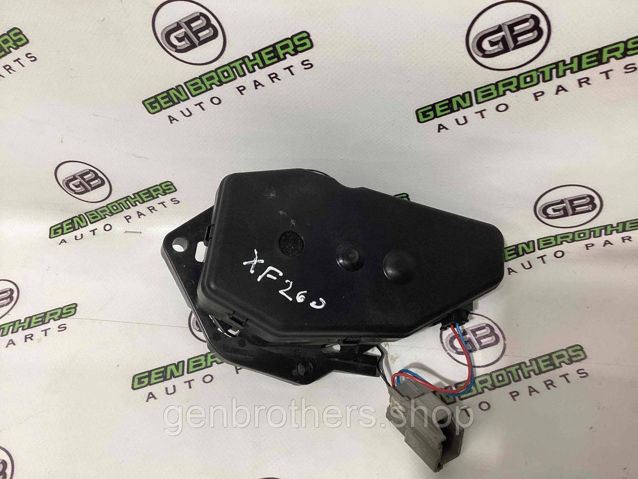 Купить Комплект дотяжек и замков LR025550 Jaguar XF X250/X260 2016 ...