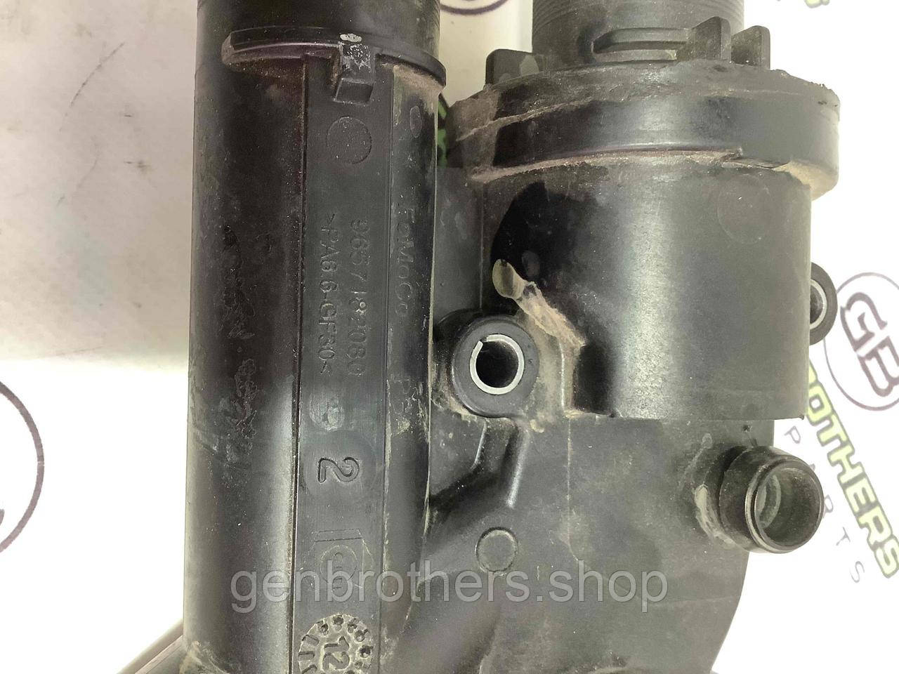 Купити Термостат (корпус термостату) LR001312 Land Rover Range Rover ...