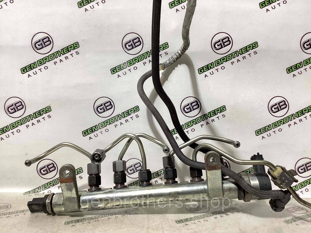 Паливна Рампа LR022334 — Купити Недорого на Bigl.ua (1822503189)