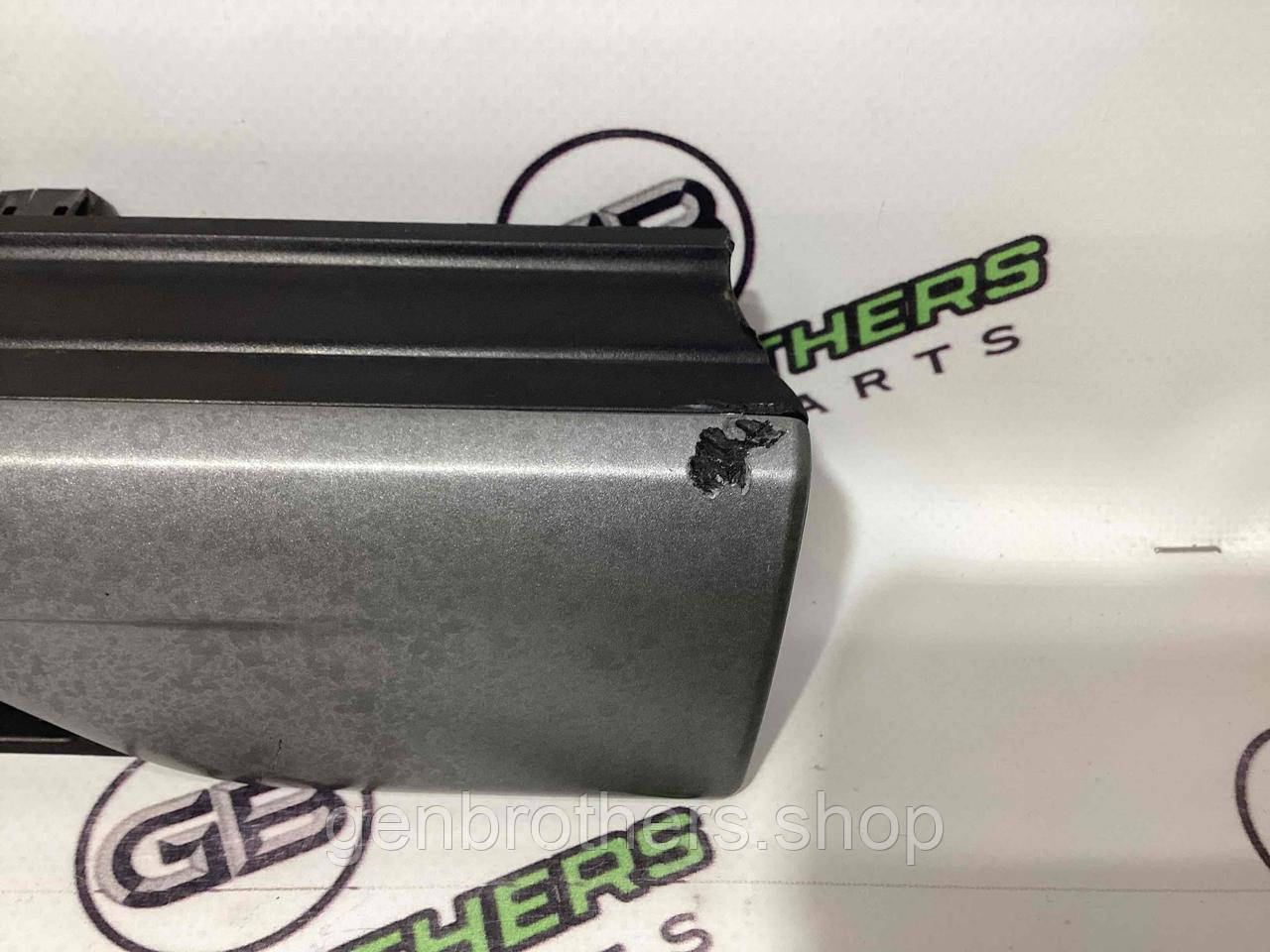 Молдинг крыла, решетка и жабры крыла LR027319 Land Rover Range Rover ...