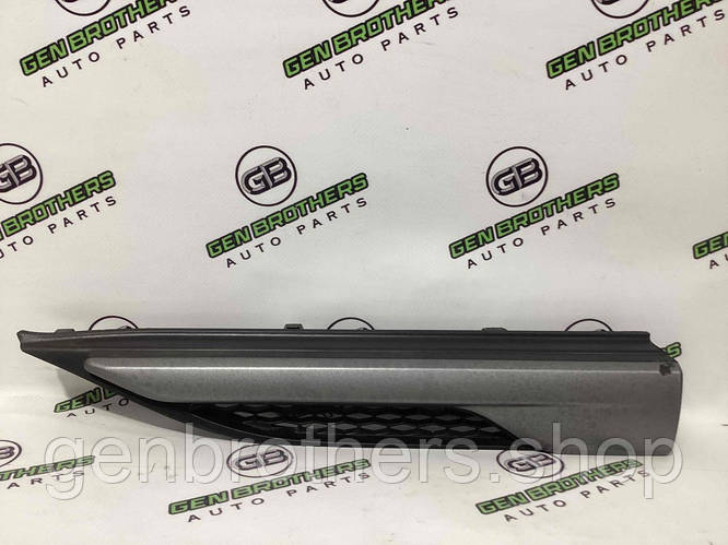 Молдинг крыла, решетка и жабры крыла LR027319 Land Rover Range Rover ...