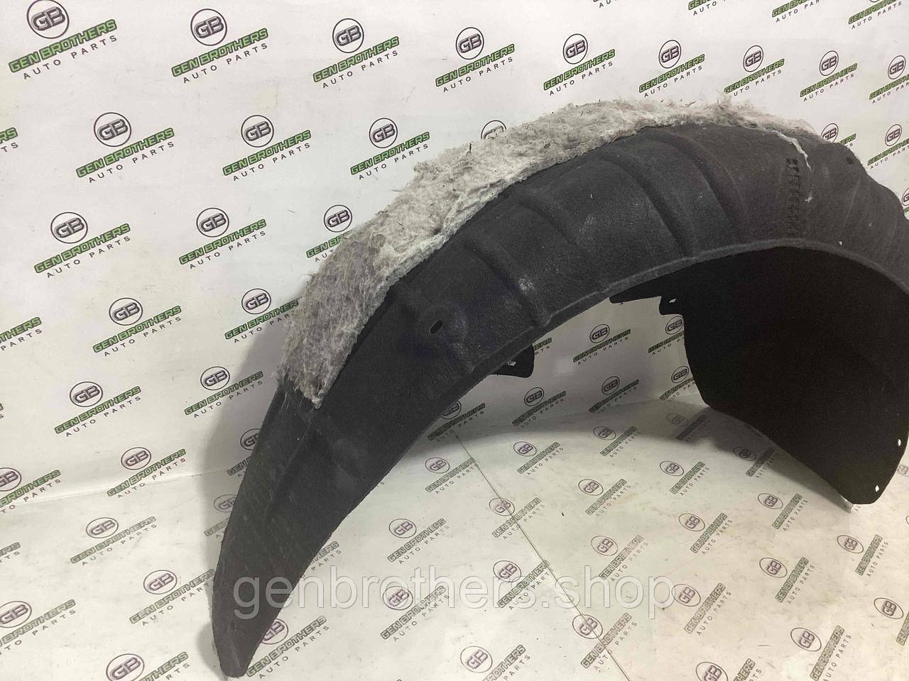 Купити Захист арок задній лівий (підкрилок) 561810971A Volkswagen ...