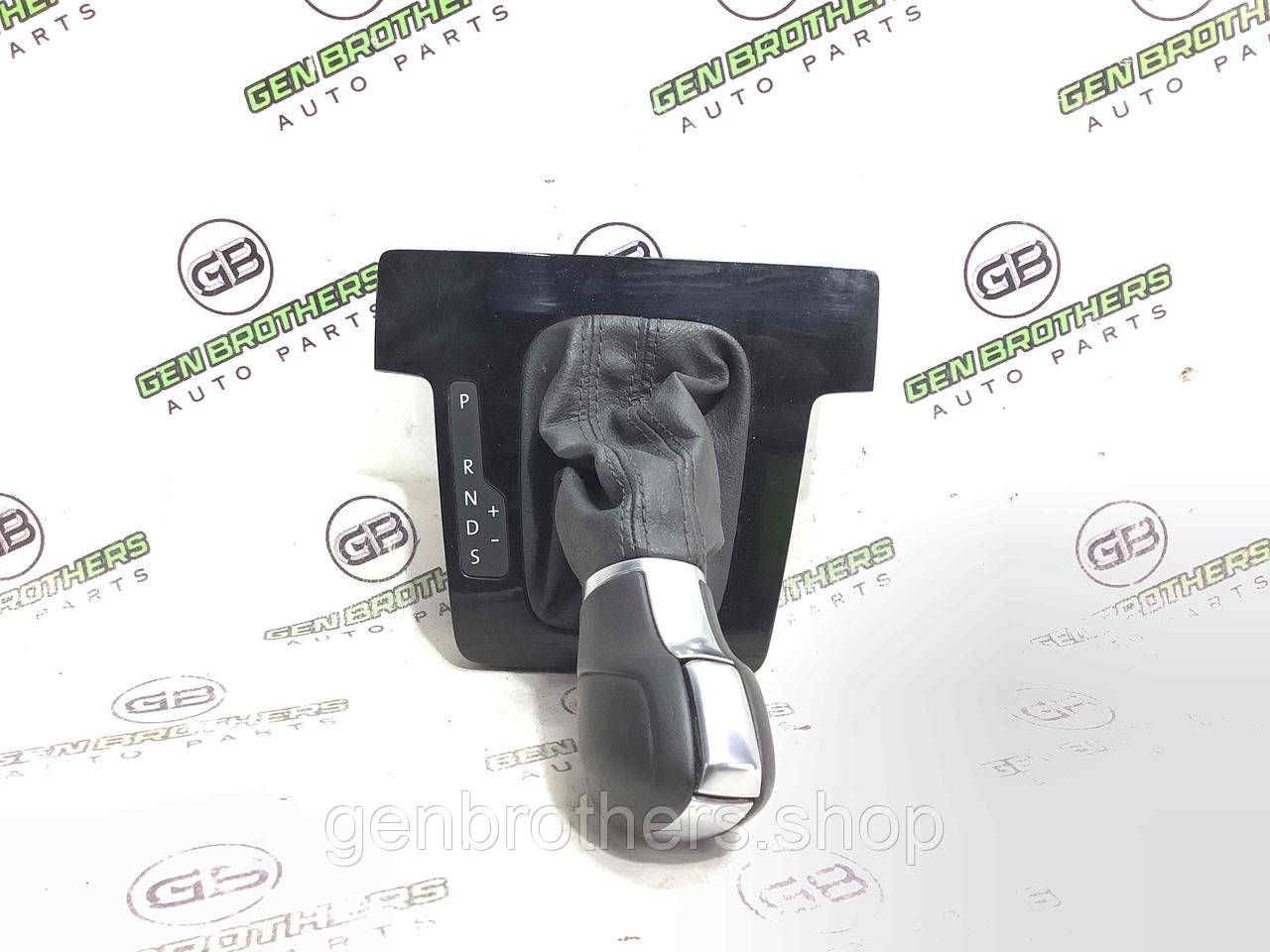 Куліса АКПП (сектор), Ручка Куліси, Накладка 561713203 — Купити ...