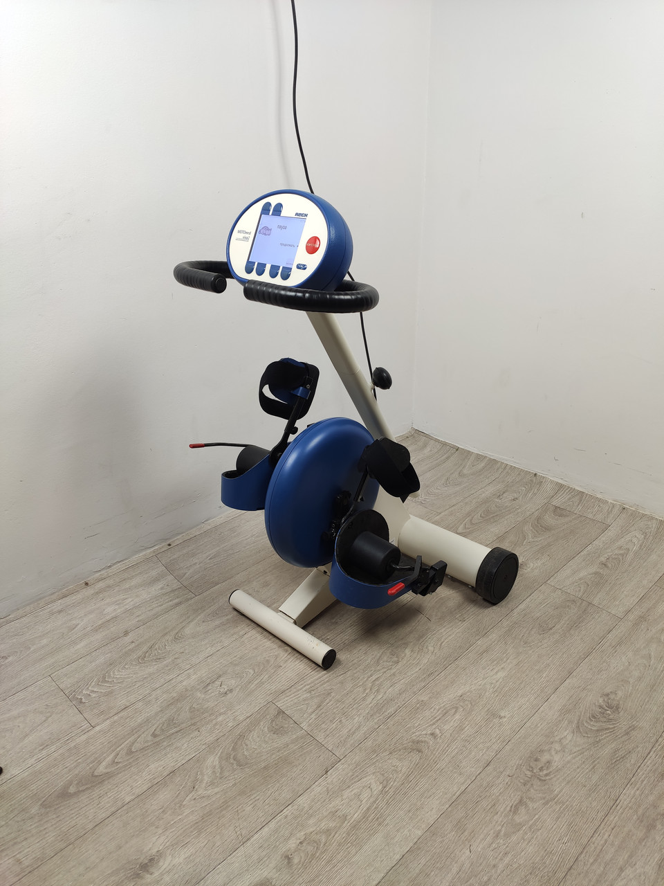 Купити Motomed Viva 2 тренажер для реабілітації ніг б/в, ціна 36000 грн ...