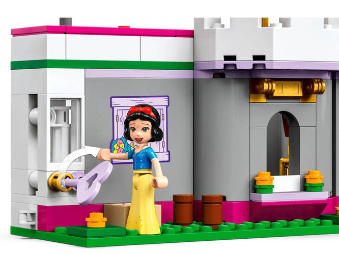 Купить LEGO Конструктор Disney Princess Замок неймовірних пригод, цена ...