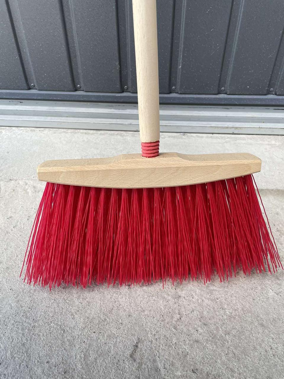 Купити Мітла MINI дерево з дерев'яною ручкою (Кольори: Червоний ...