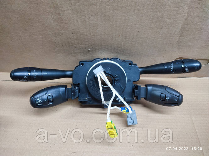Купить Подрулевой переключатель Peugeot 307 96605602xt com 2003, цена ...