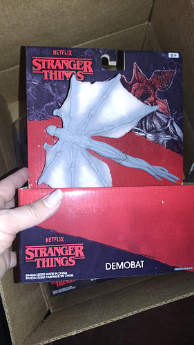 Купить Bandai Stranger Things Demo Bat 7" Колекційна фігурка 2002 ...