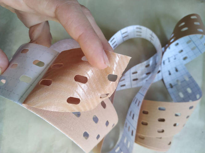 Перфорований тейп Kinesiology tape Punch (ID#1830088566), цена: 120 ...